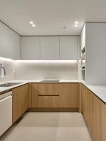 China Factory Direct Custom Design Furniture European Kitchen Cabinet Set for sale