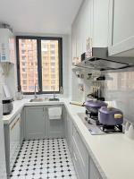 China Cabinets Design Large Dirty Proof Factory Modular Kitchen Antique Furniture for sale