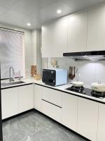 China PVC MDF Inside Customized Colors And Sizes Home Storage Cabinets For Hotel for sale