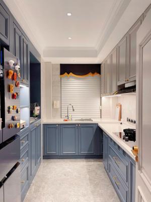 China Modern Design China Manufacture Wooden Modular UV Lacquer Kitchen Cabinet Door for sale