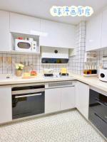China Planet Wall Hanging Metal Kitchen Cupboards Modern Kitchen Cabinets for sale