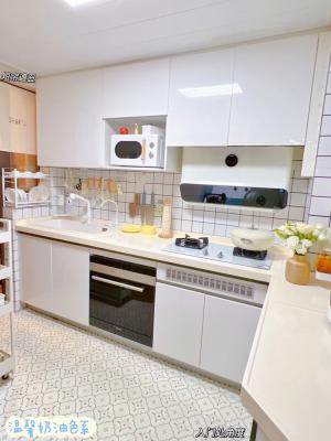 China Luxury Custom Cabinets Modern Kitchen Island Kitchen Cabinets For villa for sale