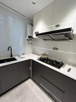 China 2025 Home Kitchen Furniture Island Manufacturer Modern Designs Kitchen Cabinet for sale