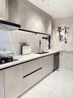 China Whole House Customization Service Kitchen Cabinet Kitchen Furnishing for Villa for sale