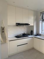 China Factory Direct Kitchen Cabinets Modern Modular Kitchen Furniture Cabinet for sale