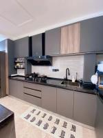 China Factory Direct Kitchen Cabinets Modern Modular Kitchen Furniture Cabinet for sale