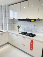China Factory Direct Kitchen Cabinets Modern Modular Kitchen Furniture Cabinet for sale