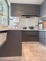 China Kitchen Pantry Cupboard Lacquer MDF Kitchen Cabinet With Drawer Slide for sale