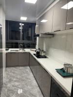 China Laminate Kitchen Cabinet Sets With Clear Glass Door Panel Wall Cabinets for sale