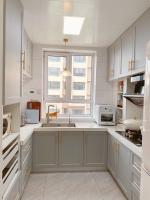 China Laminate PVC Finish Customized Modern Design Kitchen Cabinets For Home for sale