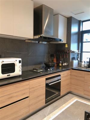 China Laminate Kitchen Cabinets Full Set Home Furniture With Stainless Steel Sinks for sale