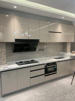 China Laminate Kitchen Cabinets Full Set Home Furniture With Stainless Steel Sinks for sale