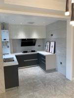 China Kitchen Furniture Wooden Grain Laminates Modern Kitchen Cabinets With Island for sale