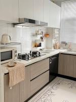 China Customized Kitchen Modern Chinese Furnituer Melamine Kitchen Cabinetry for sale