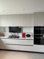 China Chinese MDF Modern Flat Panel Melamine Wooden Kitchen Cabinet Furniture for sale