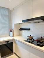 China Chinese MDF Modern Flat Panel Melamine Wooden Kitchen Cabinet Furniture for sale