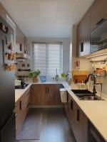 China MDF Natural Wood Grain Melamine Kitchen Cabinets For Apartment for sale