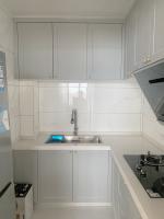 China Modern Furniture European Style Laminate Kitchen Cabinets Chinese Furniture for sale