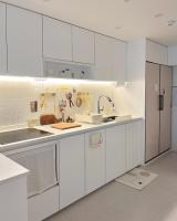 China Modular High Gloss Lacquer Kitchen Cabinet System For Modern Kitchen Cabinets for sale