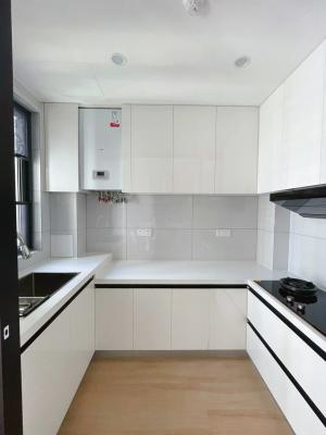 China Linear Style Fixed George Standard Export Packing Customized Wooden Kitchen Cabinet for sale
