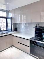 China Customizable Factory Price Custom Classic Style Kitchen Cabinet Furniture for sale