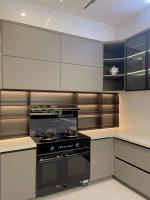 China Modern Handleless MDF Kitchen Cabinet Push-To-Open Design for sale