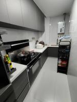 China Premium Textured Matte Kitchen Cabinets with Anti-Scratch Finish for sale