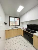 China Premium Textured Matte Kitchen Cabinets with Anti-Scratch Finish for sale