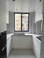 China Heat-Resistant Kitchen Cabinet Doors With Waterproof Finish for Home for sale