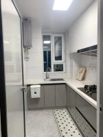 China Modern Kitchen Cabinet with Melamine Door Panel Customizable for sale