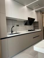 China Modern Melamine Finish Kitchen Cabinet with Plywood Door for sale