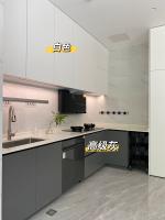 China Modern Melamine Finish Kitchen Cabinet with Plywood Door for sale