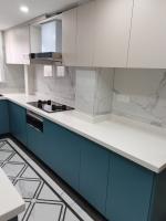 China Modern Melamine Finish Kitchen Cabinet with Plywood Door for sale