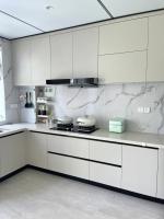 China L Shape Plywood Kitchen Cabinets with Quartz Countertop for sale