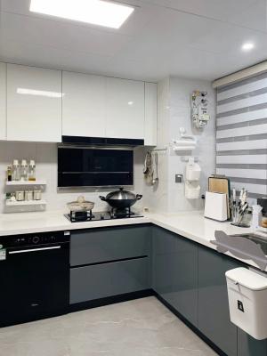 China Custom Modular Kitchen Cabinet with Quartz Granite Marble Countertop for sale