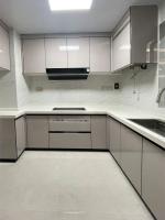 China Custom Modern Kitchen Cabinets with Island Free Design for sale