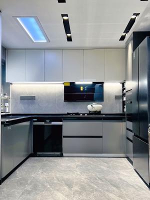 China Modern Wood Kitchen Cabinets with Island Customizable Colors for sale