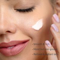 China OEM Platinum Renewal Face Cream with 15% Vitamin C and 3% Tranexamic Acid for Anti-Aging and Brightening Treatment for sale