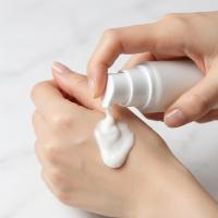 China Customized VC Luminous Moisturizing Lotion 15% Vitamin C Centella Asiatica for Dull Sensitive Skin Brightening Anti-Aging for sale