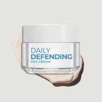 China OEM ODM brand SPF 30 day and night moisturizing cream Natural anti-aging anti wrinkle skin brightening face cream contains shea butter to whiten and moisturize skin for sale