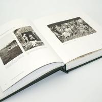 China POD Hardcover Book Printing 380pages , Cloth Cover Book Printing Fabric Linen for sale