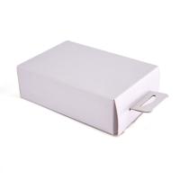 China CMYK Printing Car Charger Packaging Box With Inner Tray Holding 90mmx15mmx173mm for sale