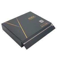 China Garment Mailer Corrugated Shipping Boxes Gloss Lamination With Easy Tear Line for sale