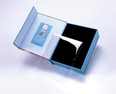China Magnetic Rigid Luxury Cosmetic Packaging Boxes With PVC Cover CMYK Offset Printing for sale