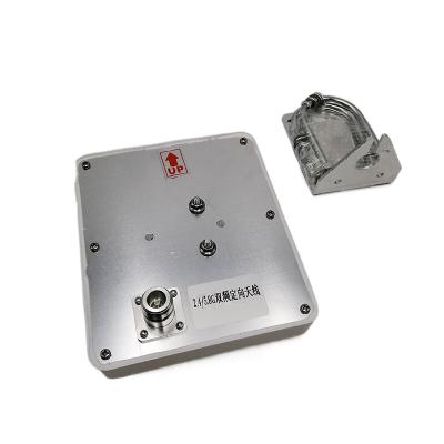 China 2.4GHz 5.8GHz Dual Band Directional Wifi Antenna Outdoor 11dBi 140x120x25 for sale