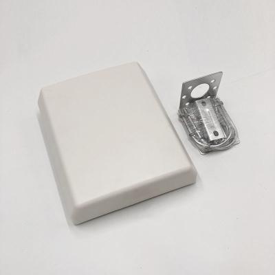 China 800M 790-820M Single-Polarized 5db Directional Antenna 210x180x45mm for sale