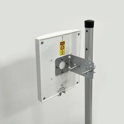 China 5.8G 2.4 Ghz Omnidirectional Outdoor Antenna 2400-2500/5150-5850M Wifi6 15dBi Single Polarized Wall Mounted for sale