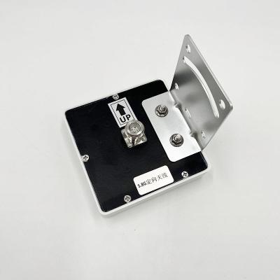 China 5.8G 5150-5850MHz Wifi 15dBi Single Polarized Wall Mounted Directional Antenna for sale