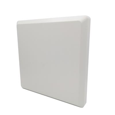 China 4G LTE 13dbi dual-polarized directional antenna 700-960/1710-2700M antenna 390x390x50mm for sale