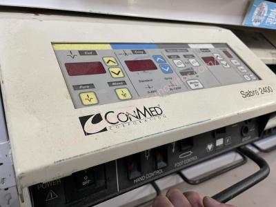 China 6.75'' Conmed Sabre 2400 Electrosurgical Machine Refurbished For Hospital for sale